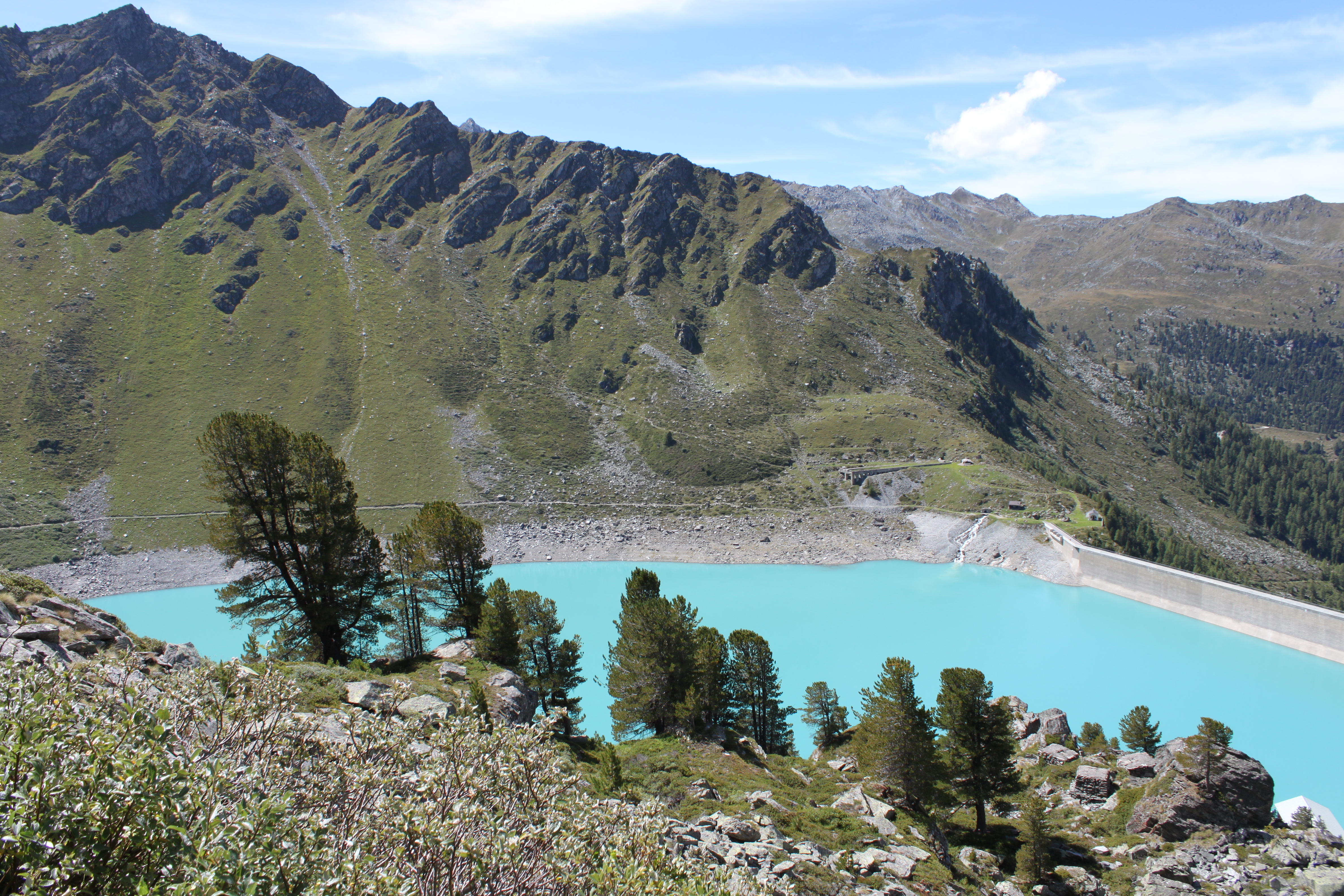 Barrage du Cleuson et lac du Grand Désert - Suisse