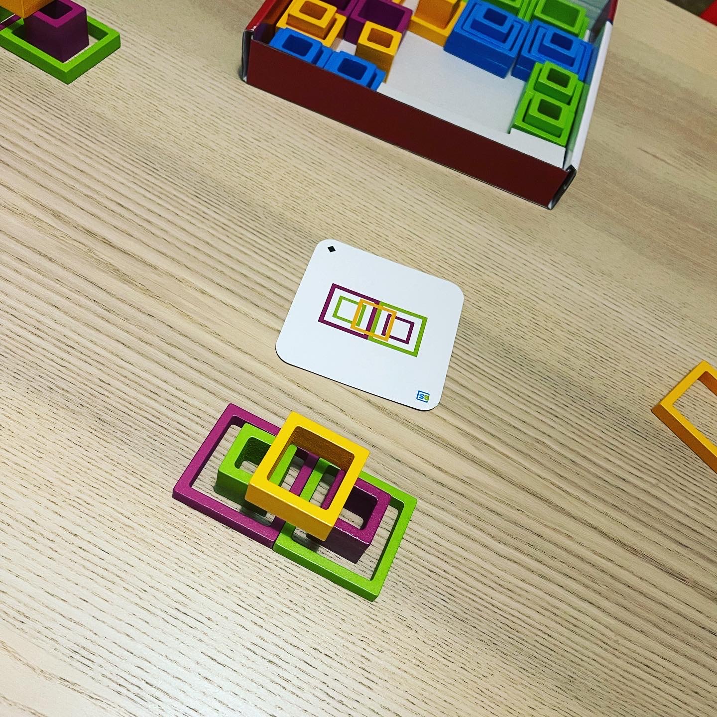 Crayons, Cahiers & Sourires - JEUX DE LOGIQUES AU CYCLE 2