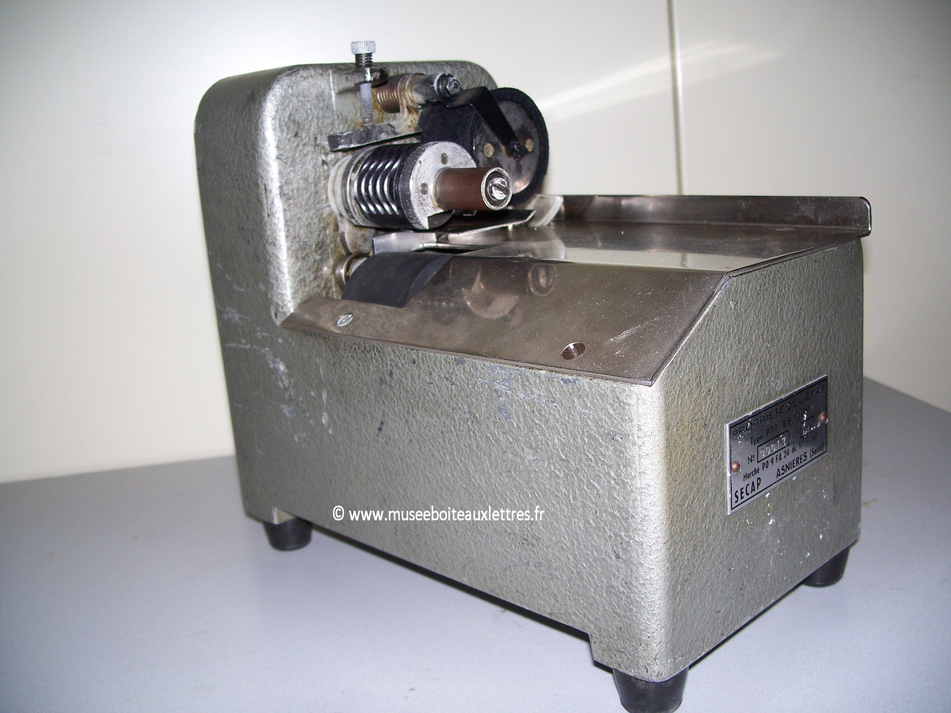 Machine à oblitérer le courrier daguin secap krag RBV flier mégras.